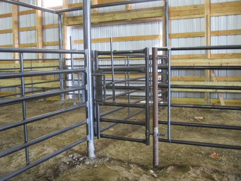 Man Gate | CATL Resources Livestock Equipment